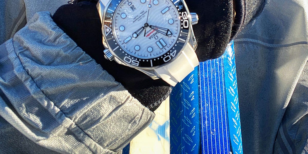 Timekeeping,Unplugged - by Jason Heaton - SWIMPRUF