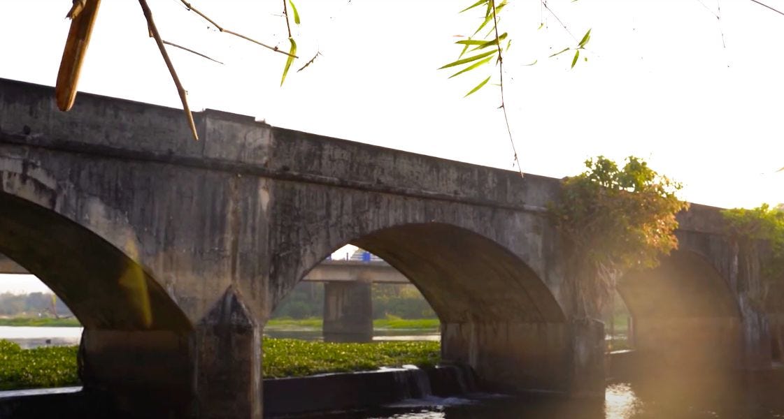 040 - Old Bridges - Bombay Daak