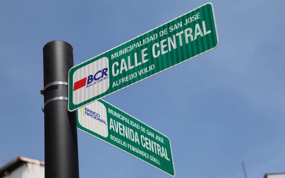 Why doesn't Costa Rica use real addresses?