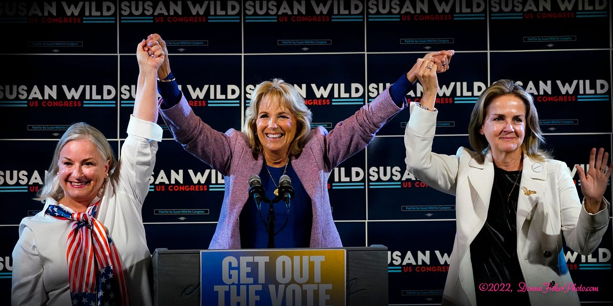 One final look at the 2022 election year ... in pictures