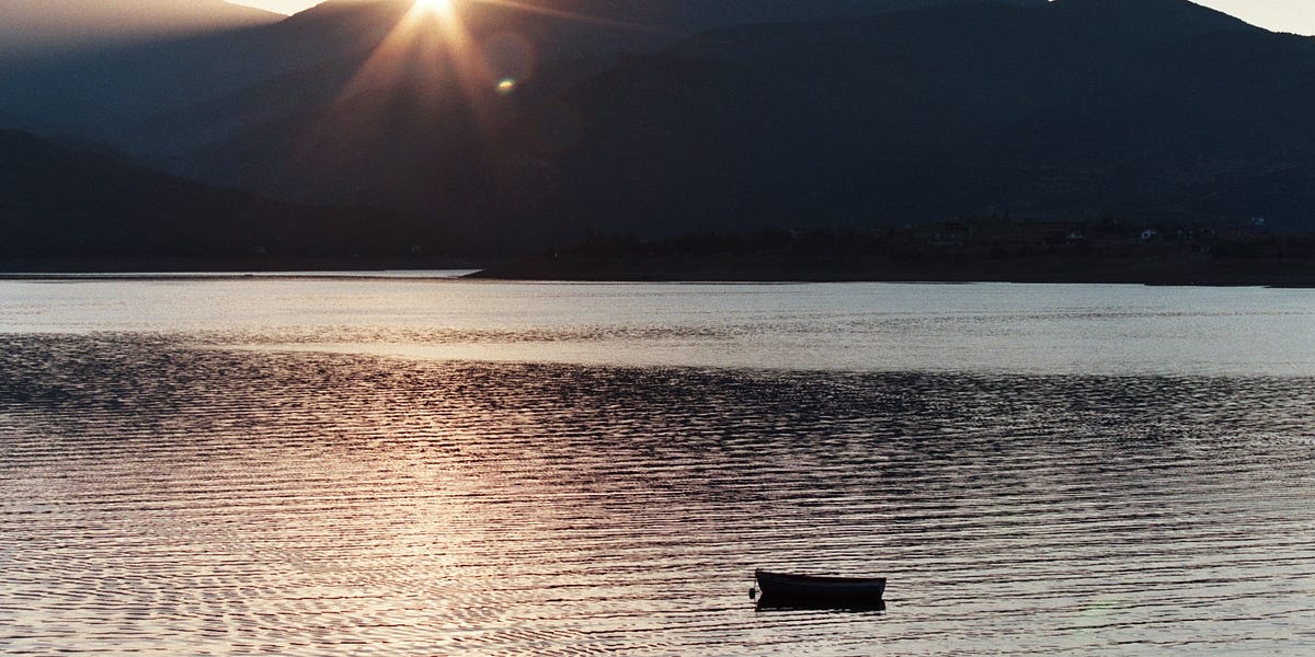 The Year 2042 - Macedonian Content Farmers Podcast