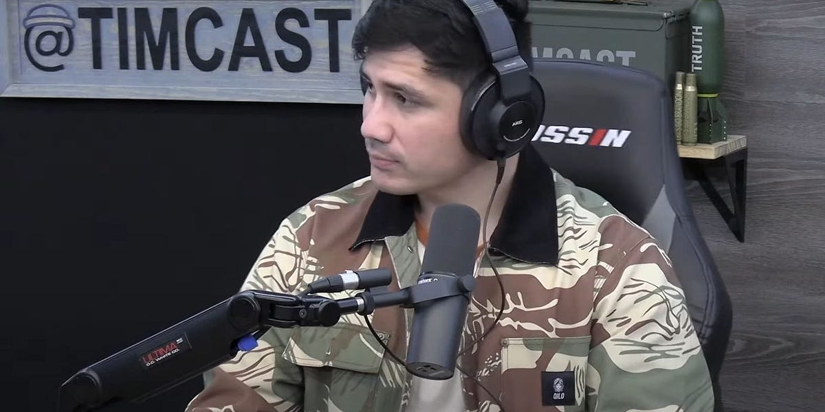 Timcast IRL - by Pedro L. Gonzalez - Contra