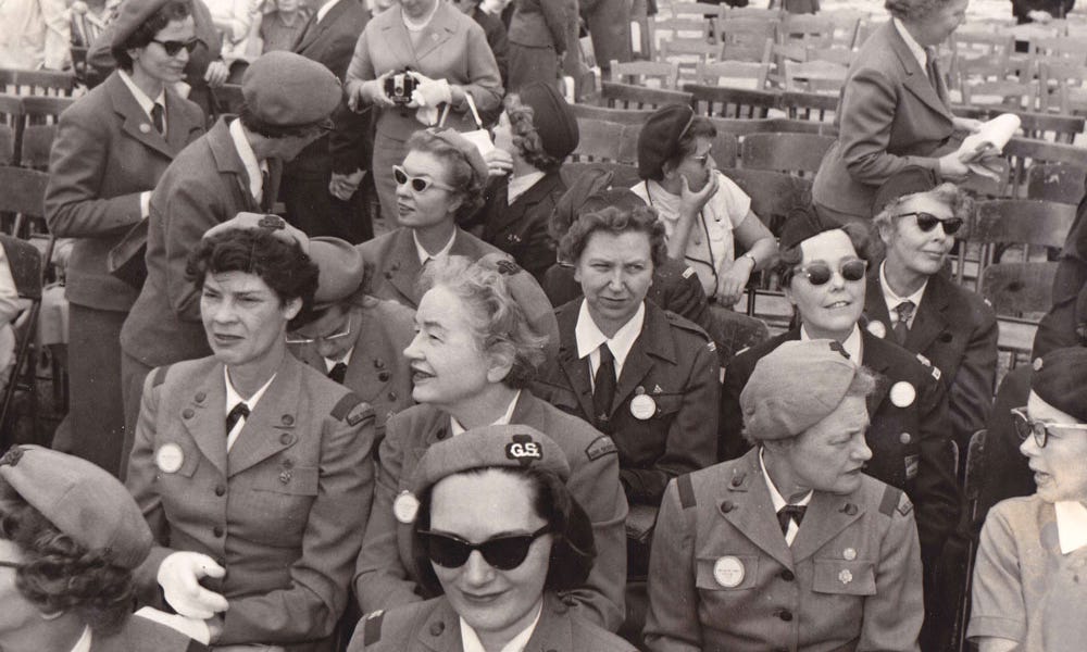 Frances Hesselbein's Drive - by Eric Lindner