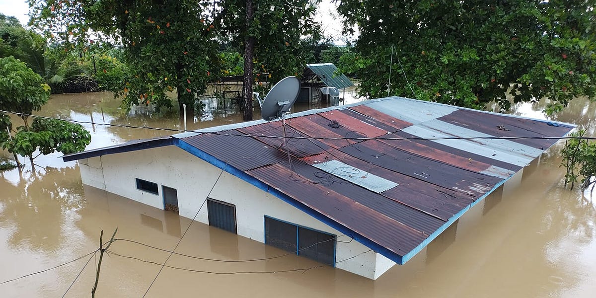 Emergency response in Costa Rica due to flooding, landslides