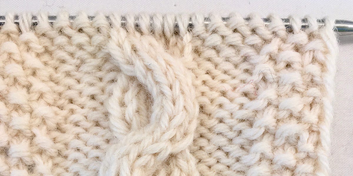 Fixing miscrossed cables - by TECHknitter - TECHknitting