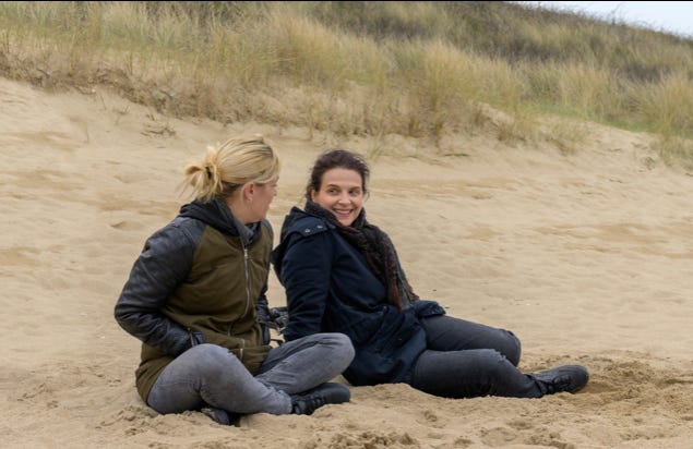 Between Two Worlds (2021) - by Oene Kummer