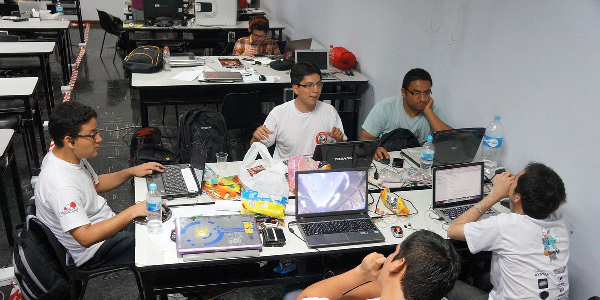 ¿Qué es un game jam? - by Luis Wong - Save Point