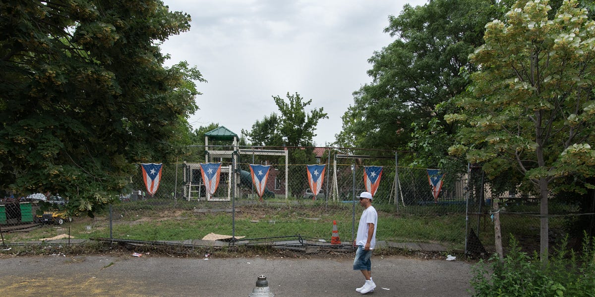 How to Walk (12 miles a day)