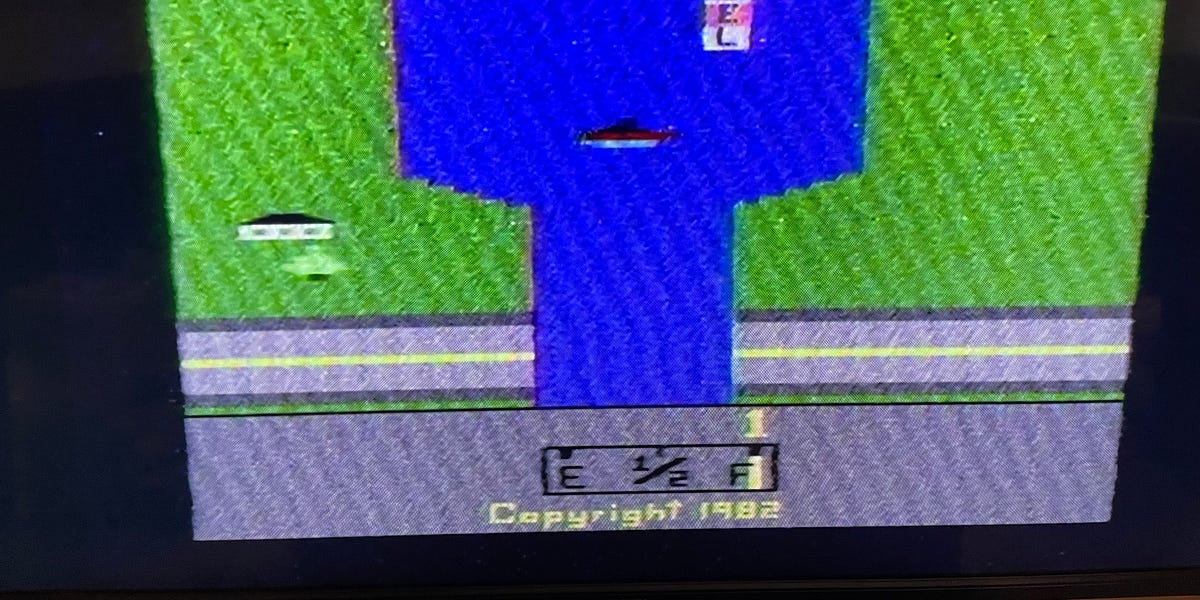 Atari 2600 on a 55" LCD TV - by Paul Lefebvre