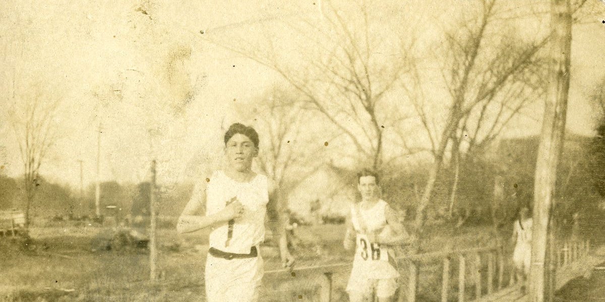 This issue is dedicated to Tom Longboat and Black Canadian runners