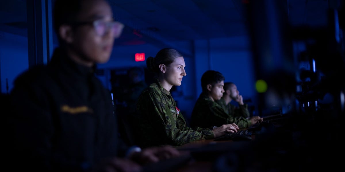 Military investigating officer over AI photo of Doug Ford in Trump 51st ...