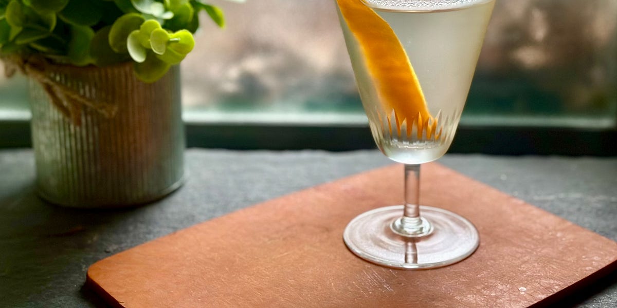 A Pair of Apricot Martinis — and Types of Fruity Booze