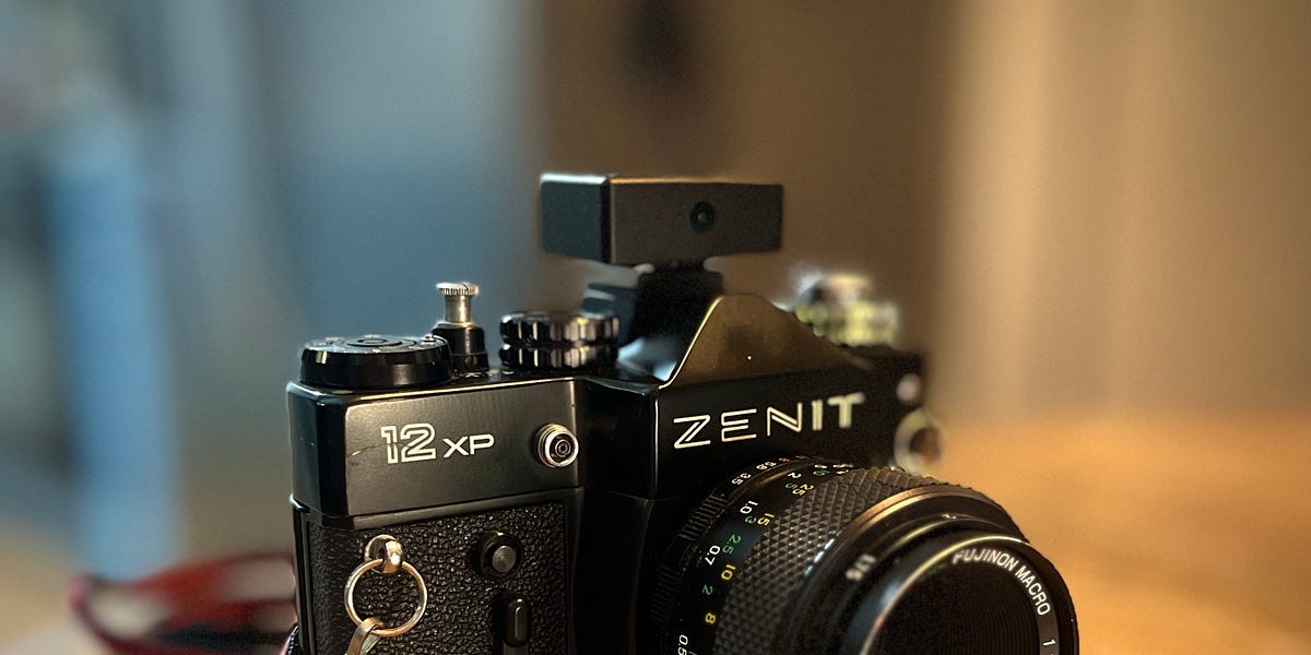 Zenit 12 XP - by Michael Carnell