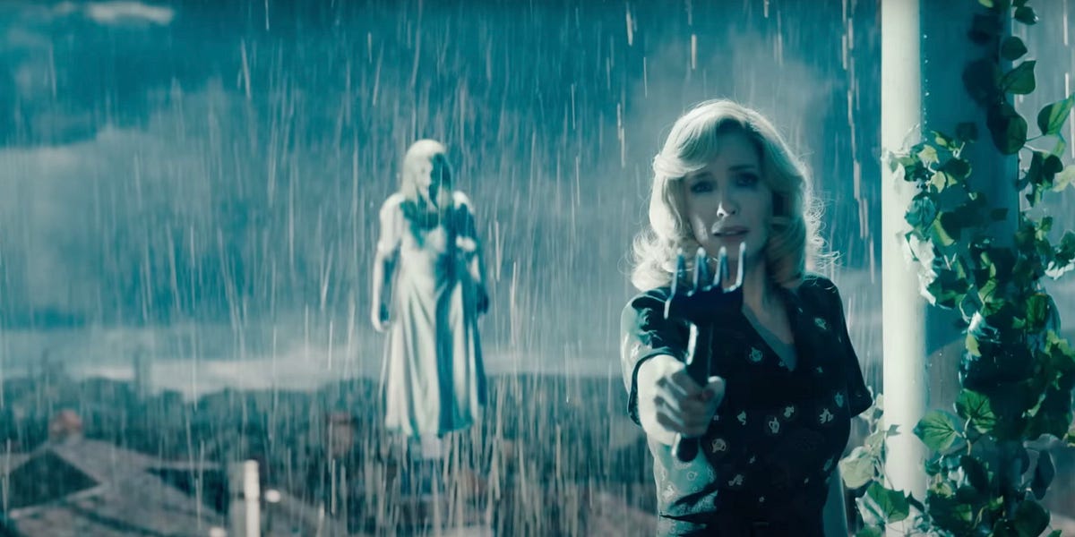 Edition #002: A Haunting in Venice - Horrorshow Jane