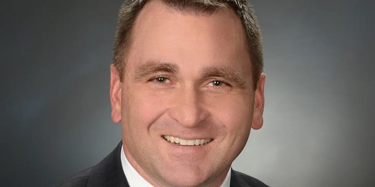 Kevin Dellicker says his business, military experience make him most ...