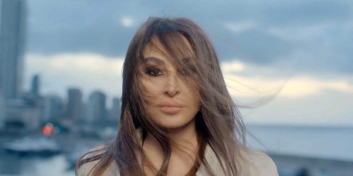 Elissa : Une voix, un combat, une légende - by Marie