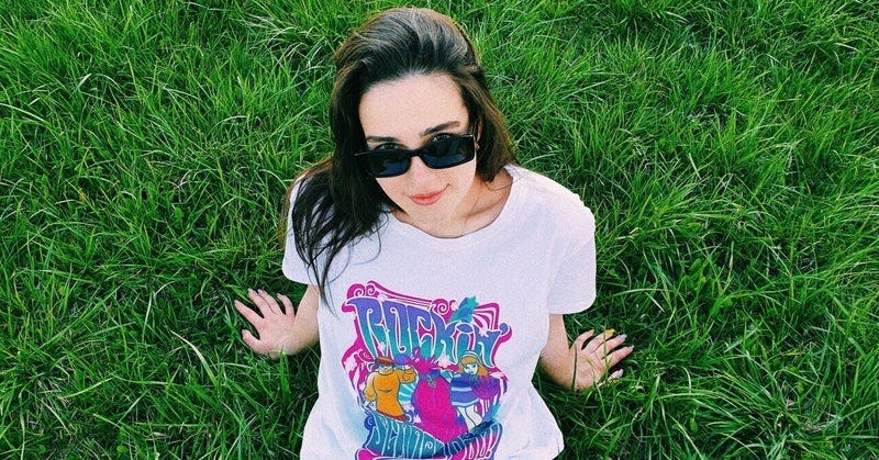 【Meet OMUSUBI Streamer】Let's speak English with Kate from Ukraine