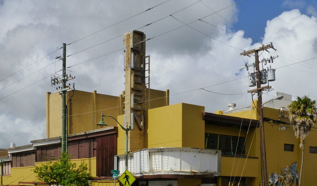 Kaimuki Neighborhood - Waikiki's Hip Neighbor