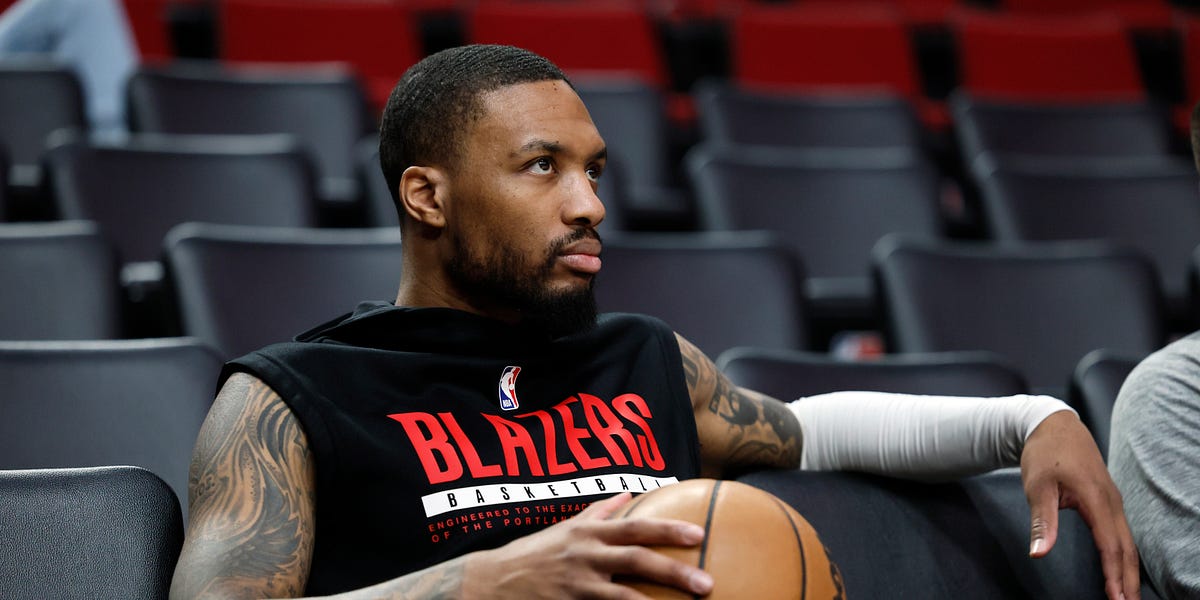 Canzano: Trail Blazers ask Damian Lillard to scoot over