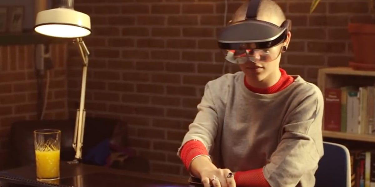 The Fate of Apple's Vision Pro: Part II - by Evan Helda