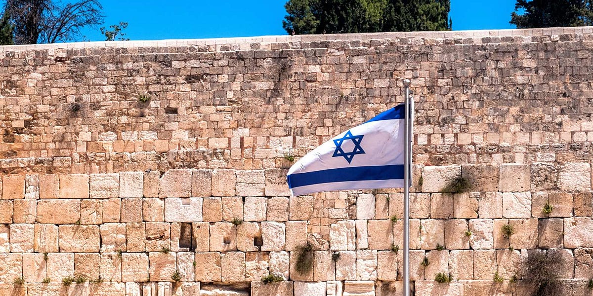 TU SANGRE,JERUSALÉN - by Ignacio M. Giribet