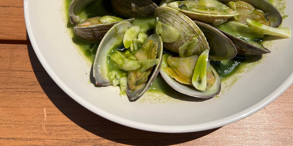 Green clams - by Chuck Cruz - Chuck