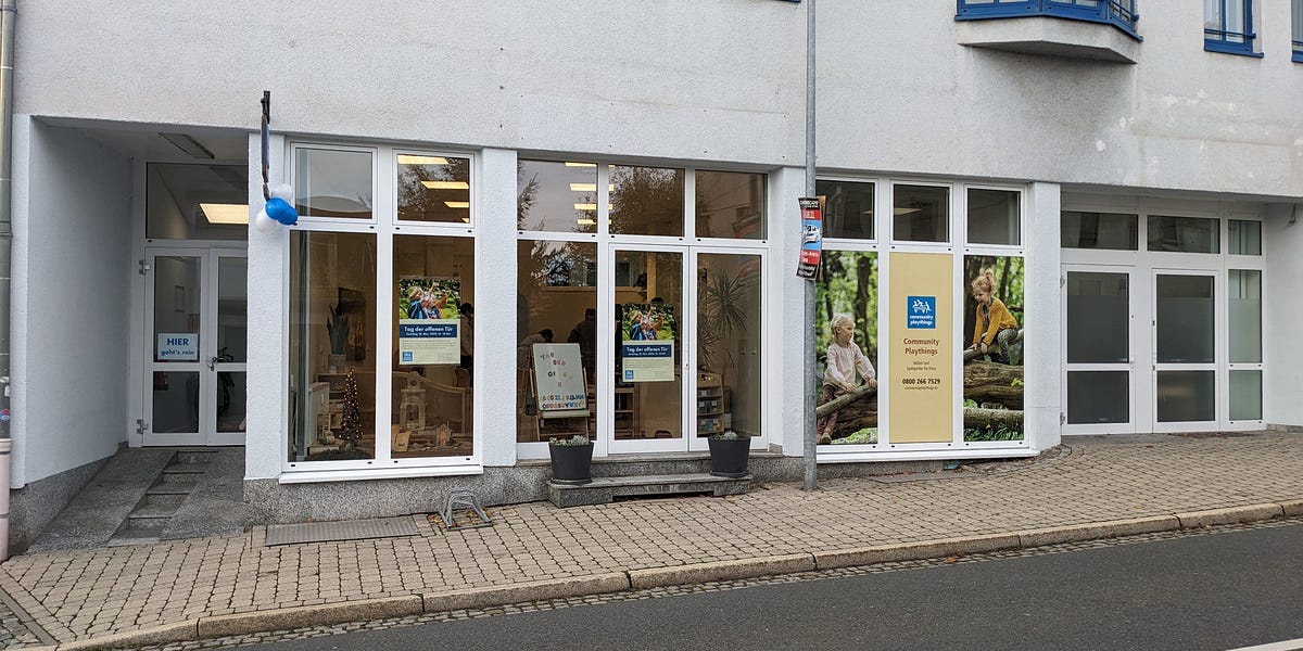 Gut Ding will Weile haben. . . - by Aidan Manke