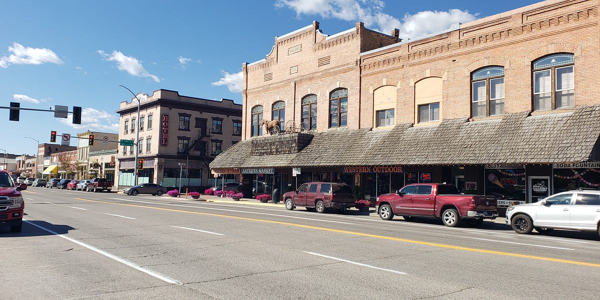 Ultimate Guide to Kalispell, MN - by Lidia