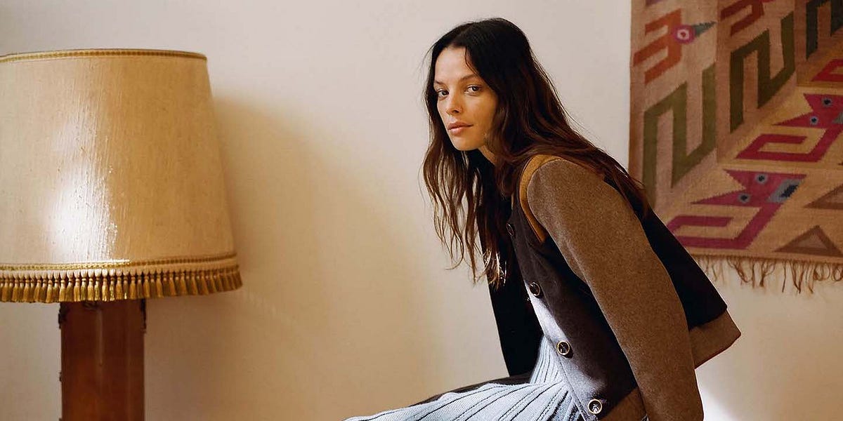 Absolument ! BOOK CLUB vol. 1 - by Kelsey Rose