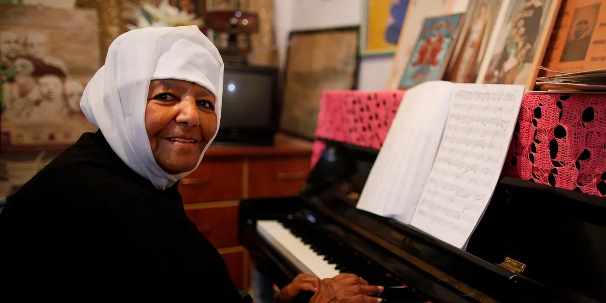 Emahoy: notas desde el monasterio - by poliptoton