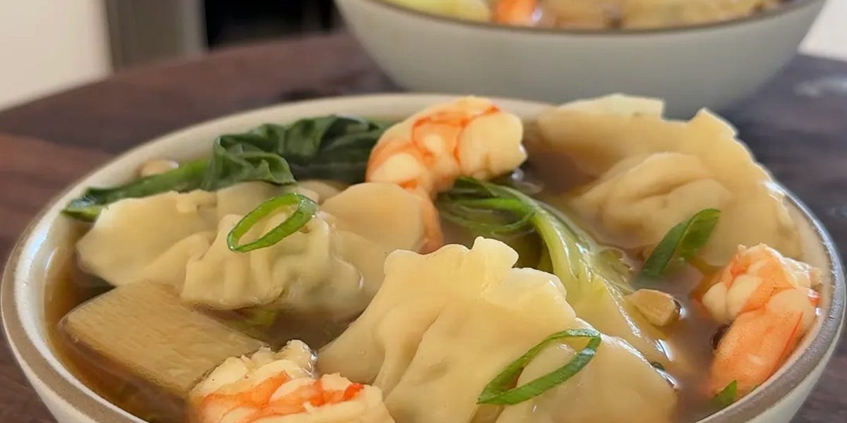 Easy Wonton Soup - by Maxine Sharf - Maxi's Kitchen