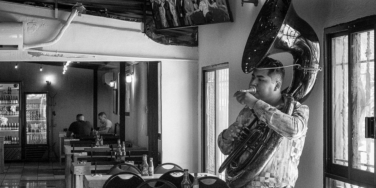 Robert Saltzman - PHOTOSNACK