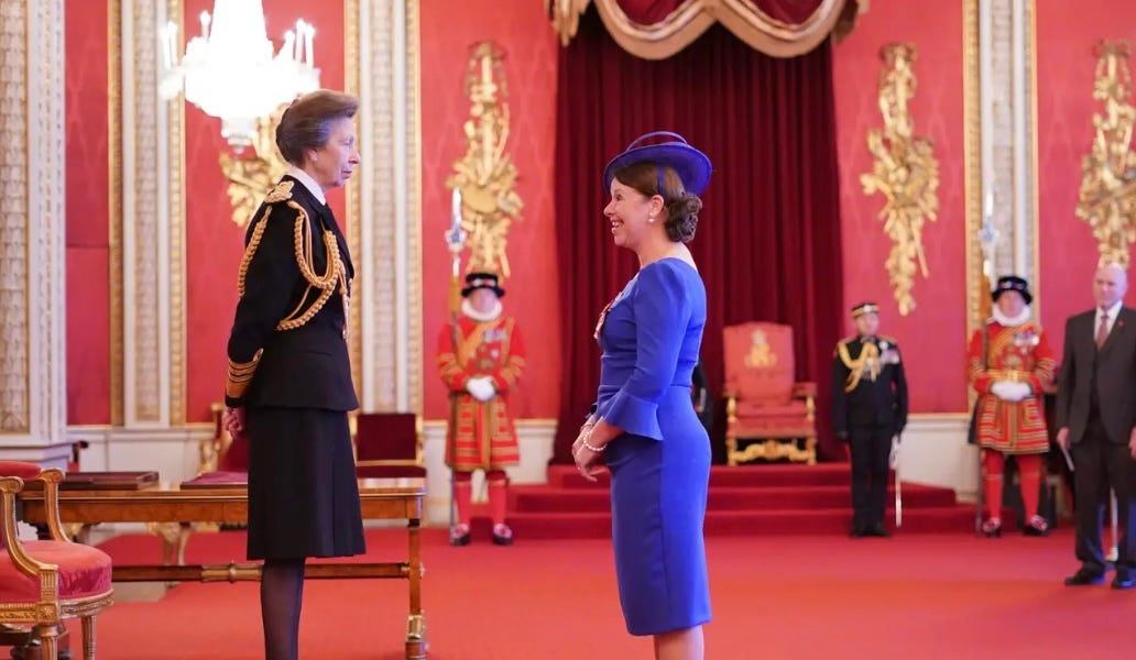 A royal invitation to the palace - The HELLO! Royal Club