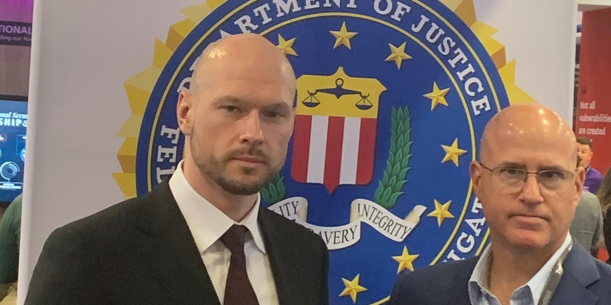 How The FBI Helps Ukrainian Intelligence Hunt ‘Disinformation’ On ...