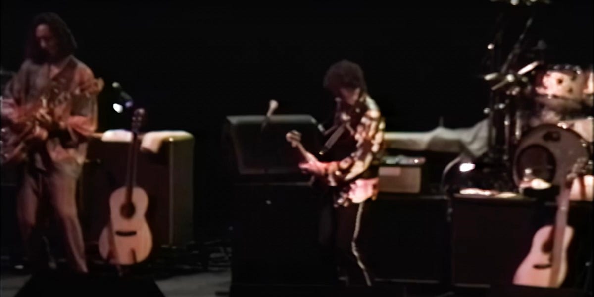 Never-Seen Bob Dylan Videos: Toronto 1993 - by Ray Padgett