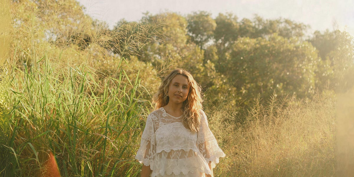 New Song: 'Grow' is out everywhere now! - Jess Irvine