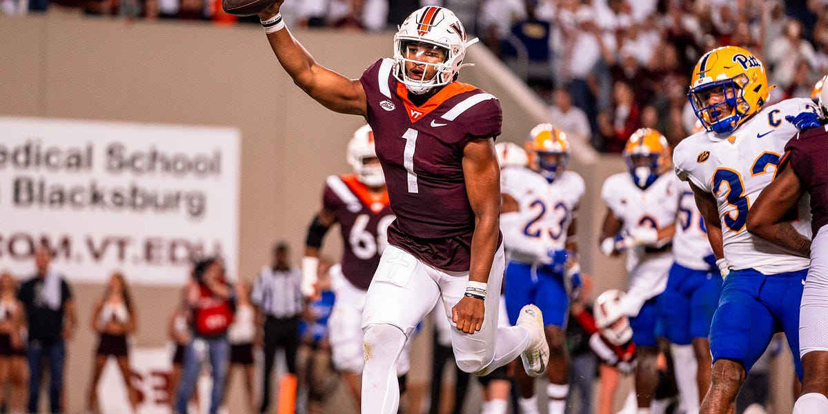 The Gunslinger Buzz 10/26/2023 - NFL, CFB & Recruiting Quarterback News
