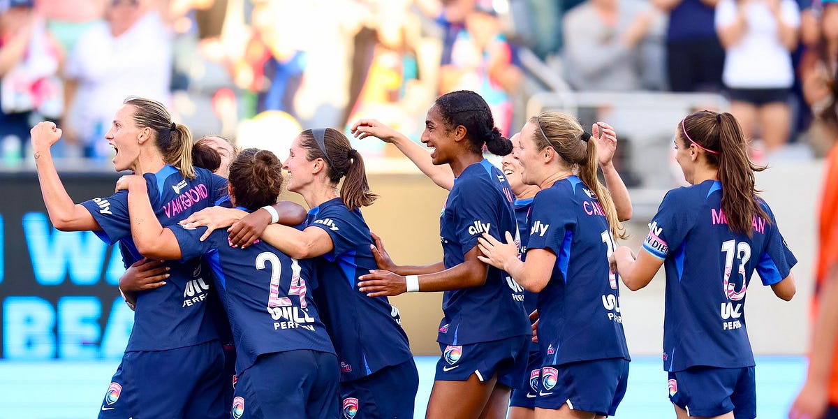 NWSL Power Rankings: Week 18 - by Phuoc Nguyen (Fook Win)