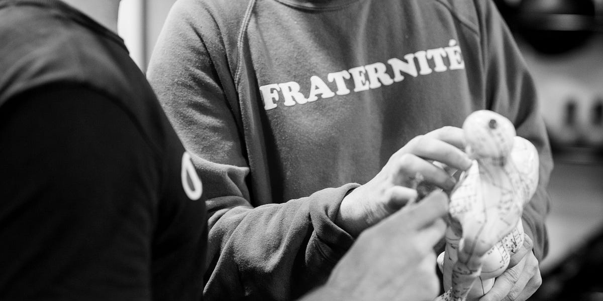 Spécialiste de la globalité ? - Etienne’s Newsletter