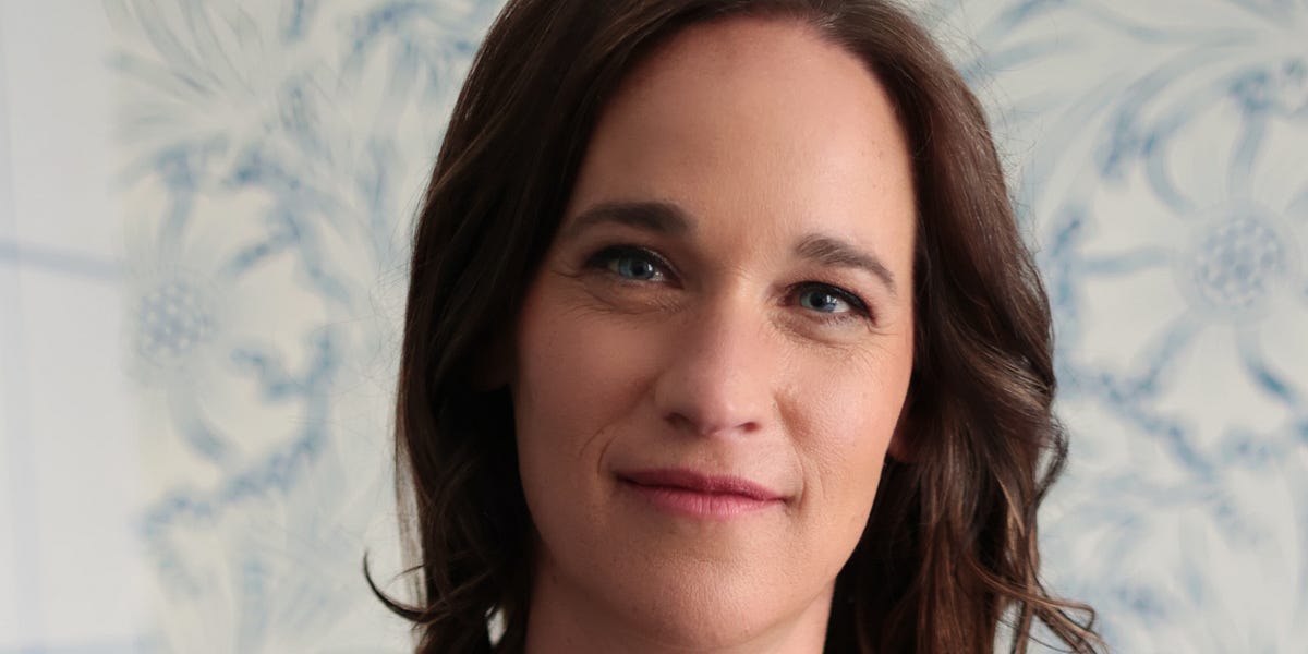 This Is How We Do It - by Lisa Morey - Nova Terra News