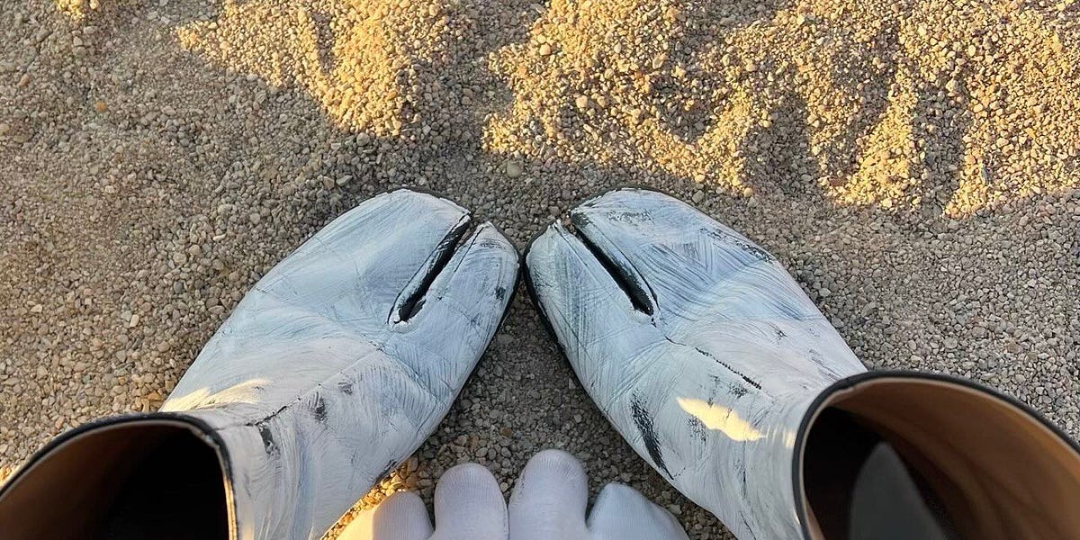 Designer barefoot shoes are everywhere and I love it