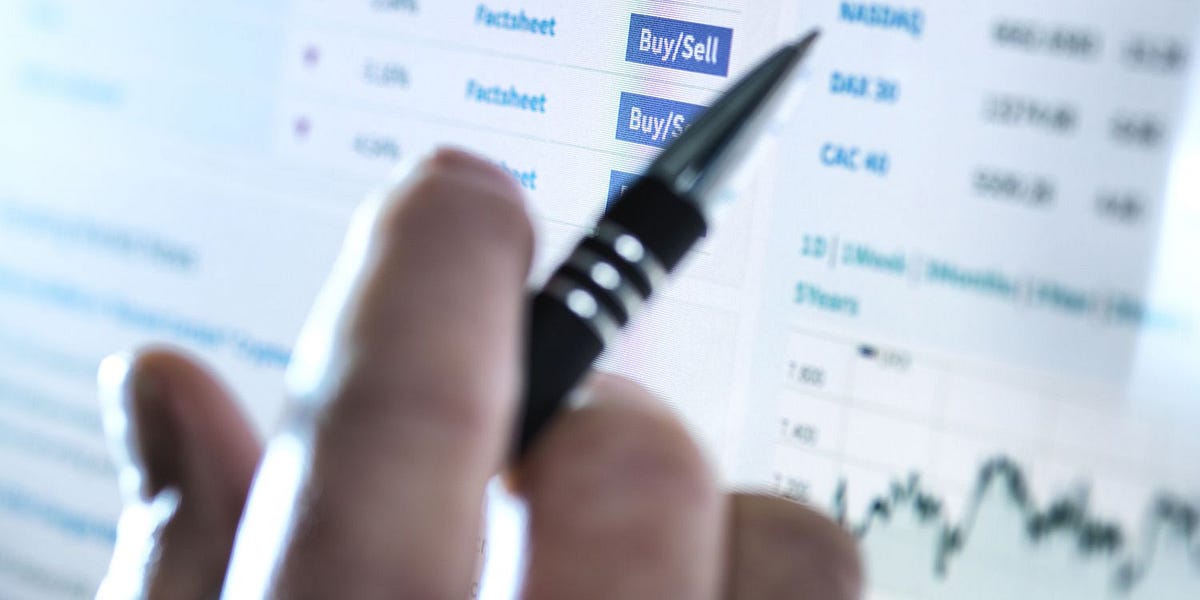 👑 Buying This Insurance King - Compounding Quality