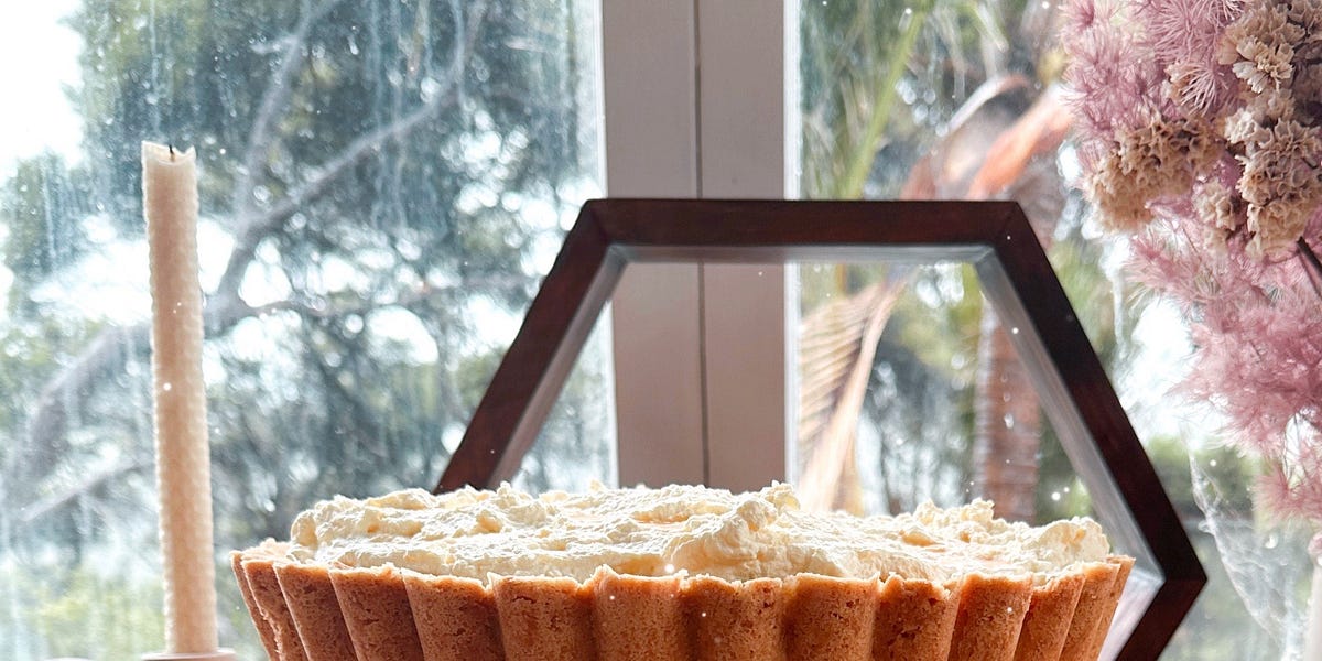 Caramelised Maple Tart - by Lola Porter - Whodunnit Kitchen