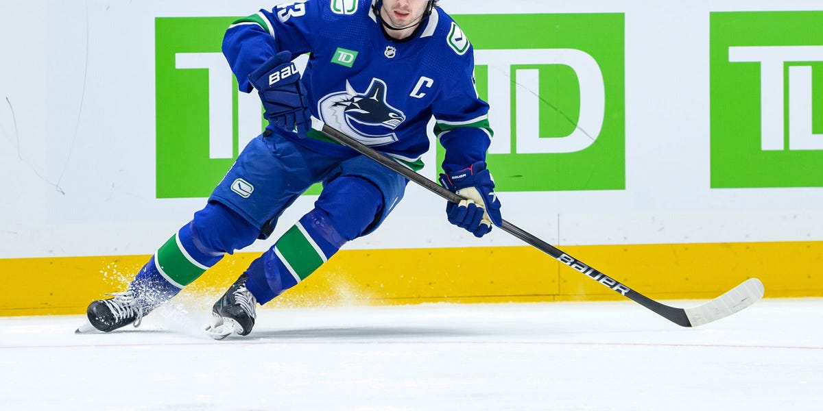 Canucks' Quinn Hughes Wins Norris Trophy & Allvin Re-Signs Blueger ...