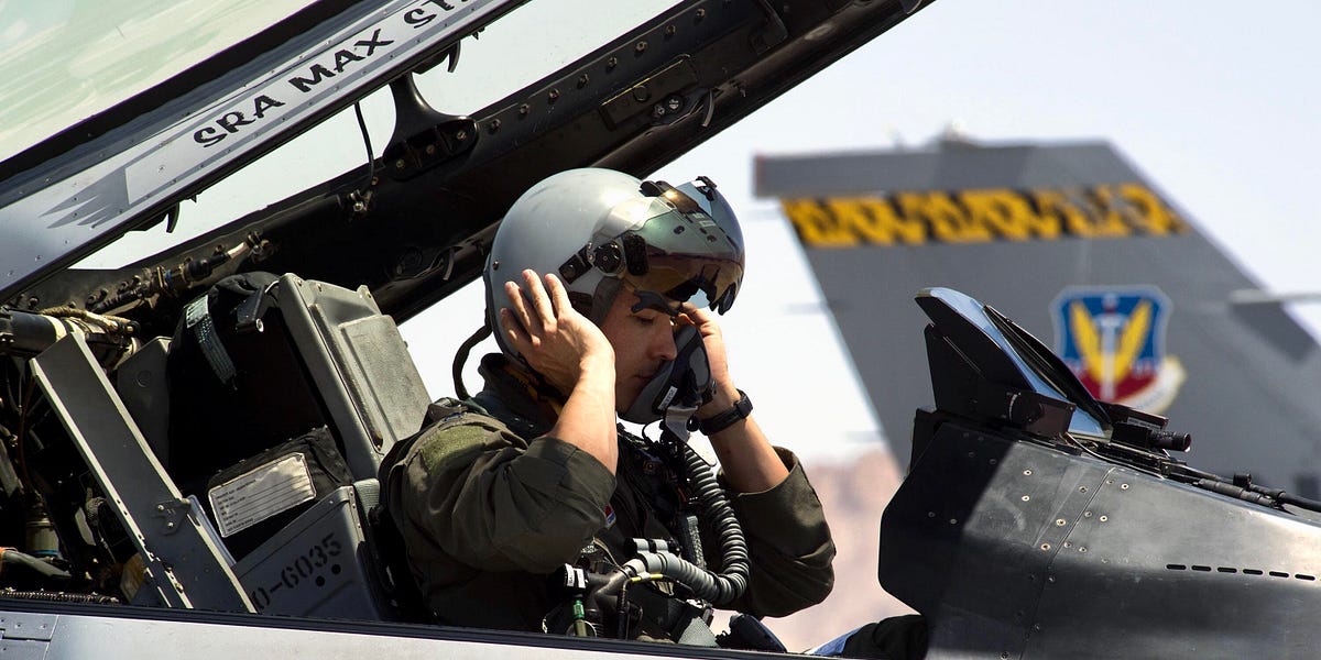 The Art of Clear Thinking, with Fighter Pilot Hasard Lee