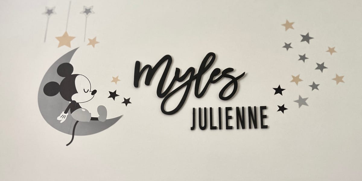 Drawing Lines - by Marc Typo - Raising Myles