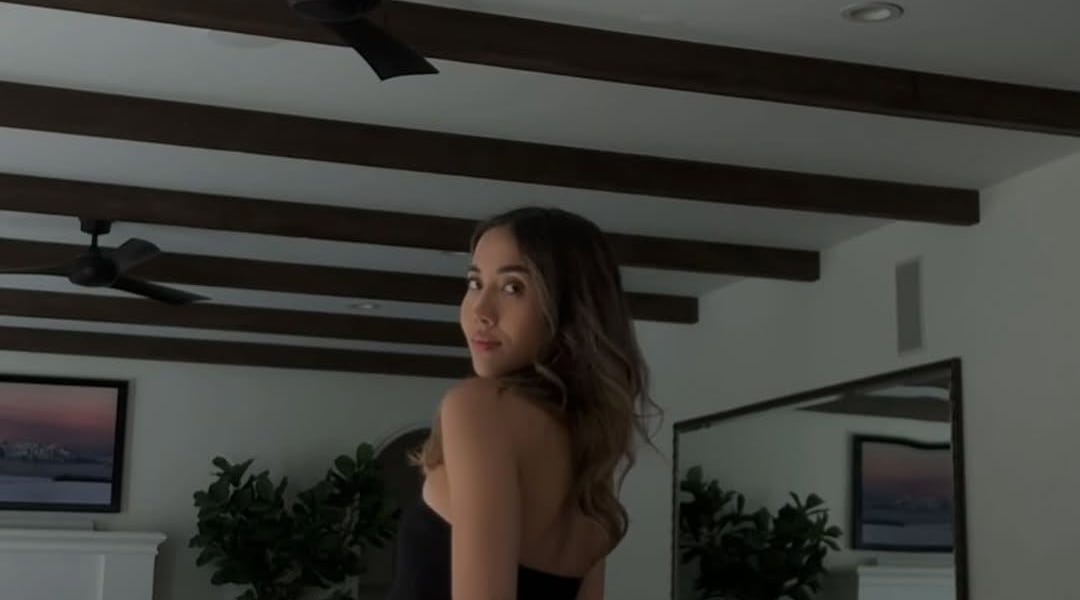 how to create a week’s worth of content in 4 hours: the 4x4 method