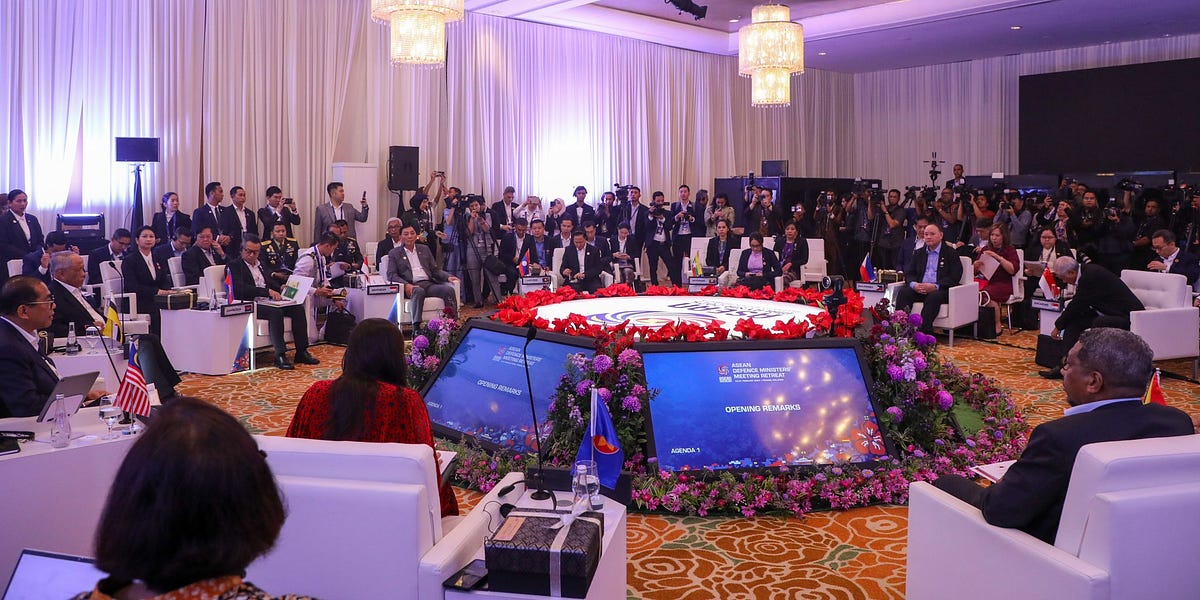 ASEAN Reveals Underwater Domain Risk at 2025 ADMM Retreat