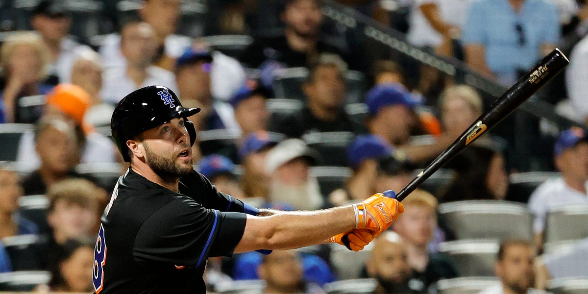 Mets to select Tim Locastro's contract, designate Darin Ruf for assignment