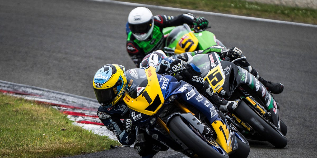 Cormac Buchanan continues unbeaten NZ Superbike ride
